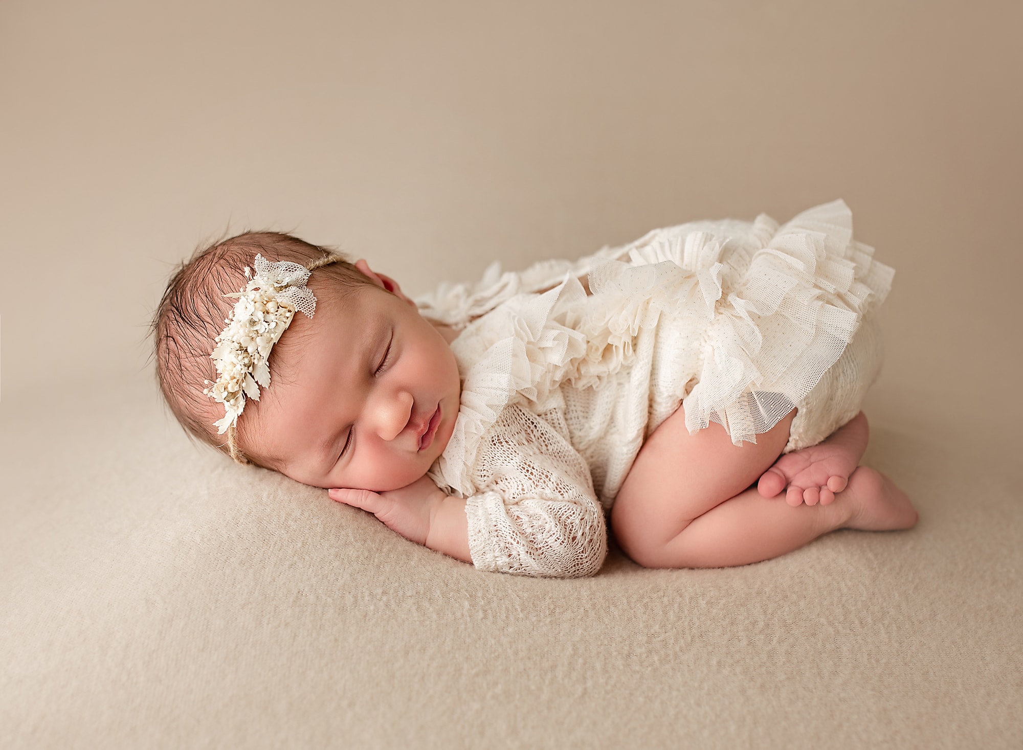 Melbourne Newborn Photographer - Nest and Nurture Photography